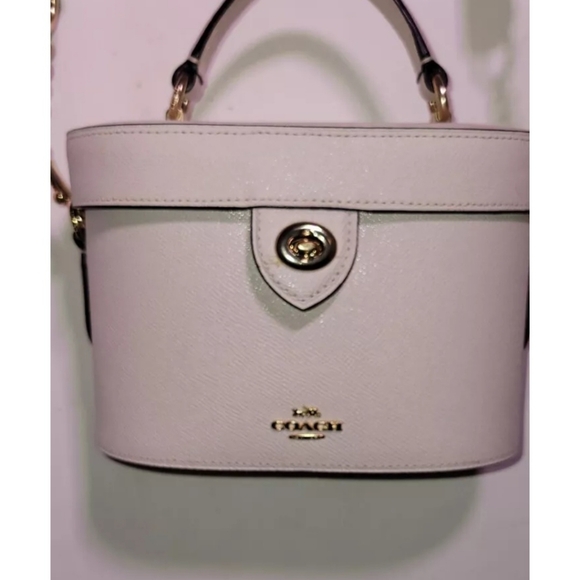 Coach | Bags | Authentic Coach Kay Crossbody | Poshmark